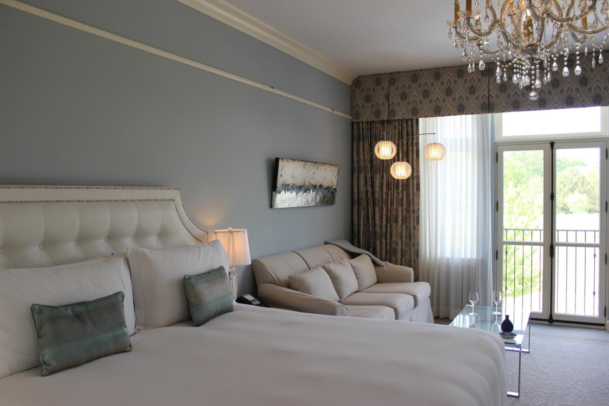 HOTEL BRUCE | ⋆⋆⋆⋆ | STRATFORD, CANADA | SEASON DEALS FROM $377