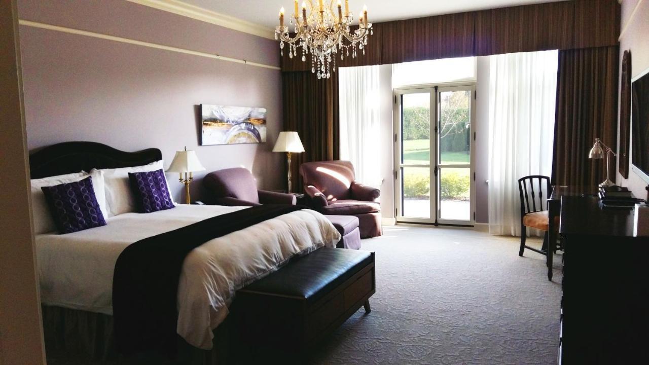 HOTEL BRUCE | ⋆⋆⋆⋆ | STRATFORD, CANADA | SEASON DEALS FROM $377
